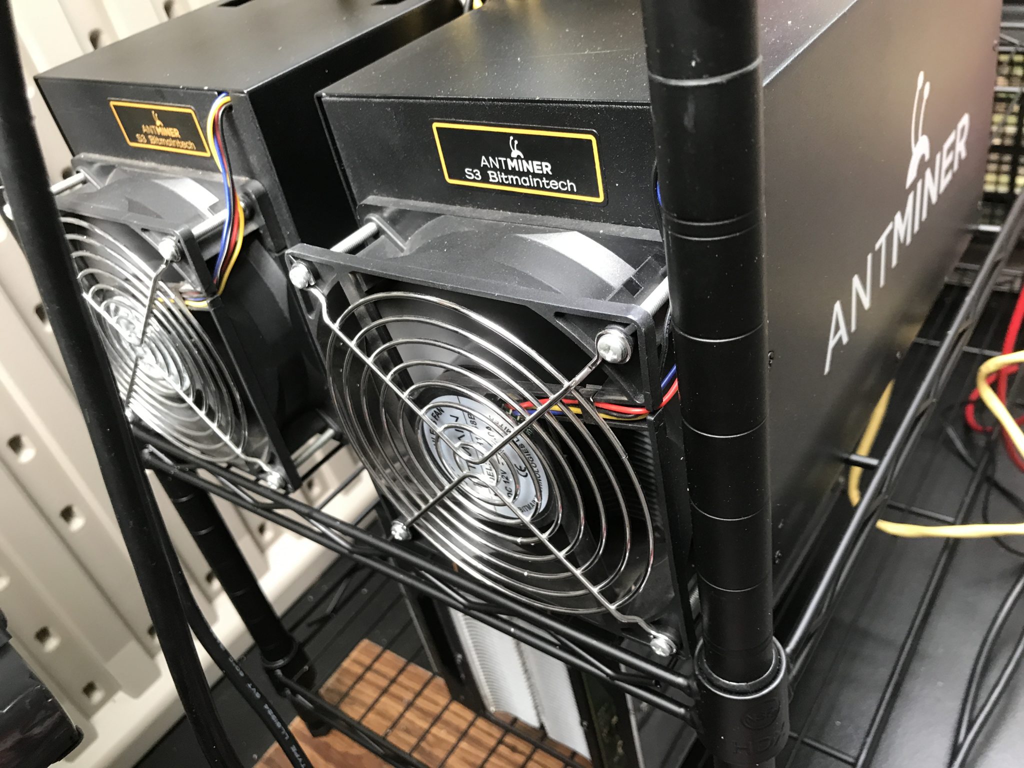 Mining Box – Make to Innovate